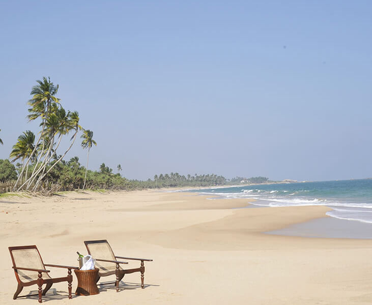 Villa Oceans Edge - Tangalle 4 bedroom beachfront villa, Sri Lanka