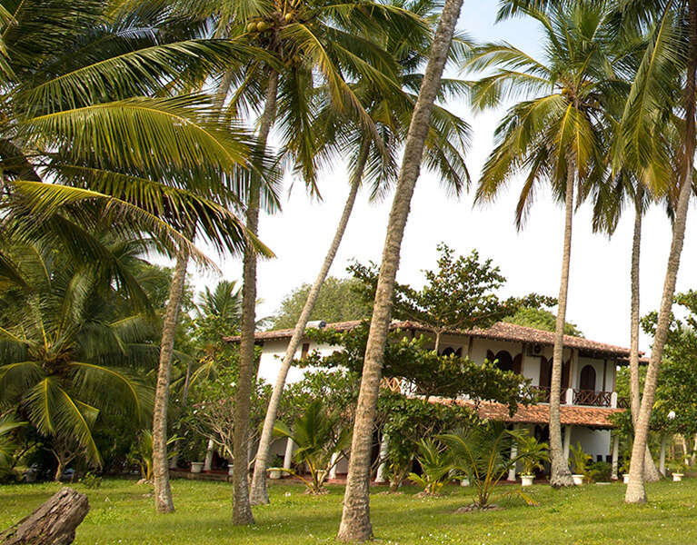 Villa Oceans Edge – Tangalle 4 bedroom beachfront villa, Sri Lanka